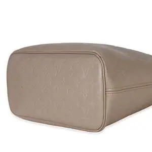 LOUIS VUITTON Giant Monogram Empreinte Neverfull Mm - Gray