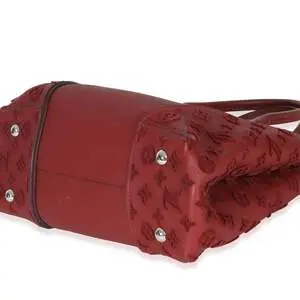 LOUIS VUITTON Tuffetage Veau Cachemire Tote Mm