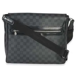 LOUIS VUITTON Damier Graphite Daniel Messenger Mm