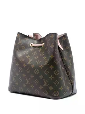 LOUIS VUITTON 2017 Monogram Neonoe Mm Bucket Bag