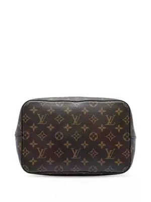 LOUIS VUITTON 2017 Monogram Neonoe Mm Bucket Bag