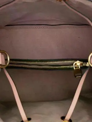 LOUIS VUITTON 2017 Monogram Neonoe Mm Bucket Bag
