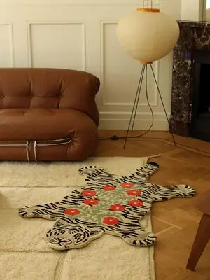 DOING GOODS Floral White Tiger Large Rug