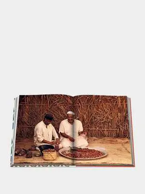 Assouline Saudi Dates: A Portrait Of The Sacred Fruit - Multicolour