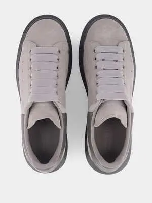 Alexander McQueen Oversized Suede Sneakers - Grey