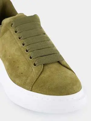 Alexander McQueen Oversized Suede Sneakers - Green