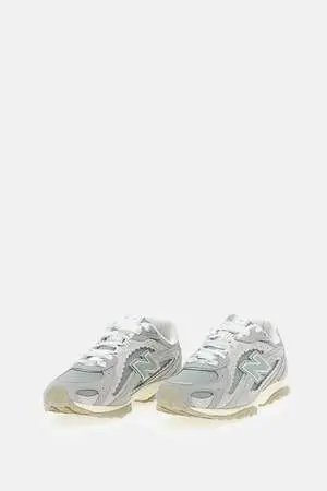 NEW BALANCE 204 Sneakers - Grey