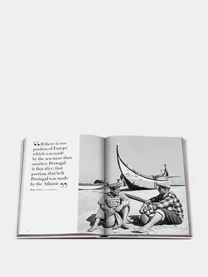 Assouline Lisboa Luz Book - Multicolour