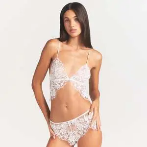 SKIMS Lace Cami Top And Short Set - Snow