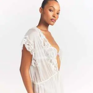 SKIMS Long Robe | White | | Romance