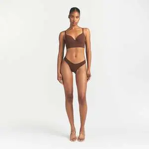 SKIMS Low Back Longline Bra | Deep Neutral | | Fits Everybody - Cocoa