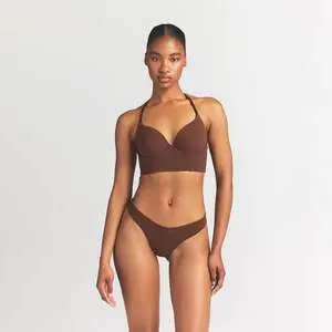 SKIMS Low Back Longline Bra | Deep Neutral | | Fits Everybody - Cocoa