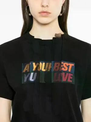 Sacai Slogan-print T-shirt