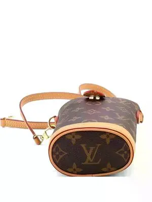 LOUIS VUITTON Monogram Canvas Fold Me Pouch Crossbody Bag - Brown