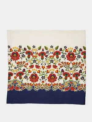 La DoubleJ Windflower Placée Linen Tablecloth