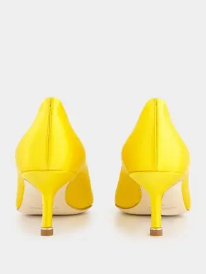 Manolo Blahnik Hangisi 50 Satin Pumps - Yellow