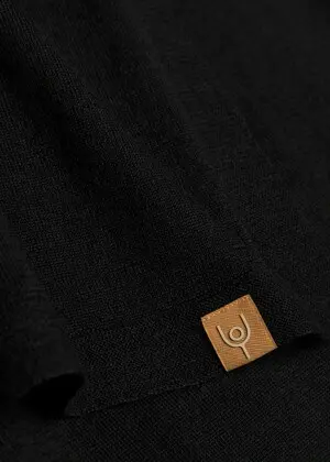 NOW YOU LIVE Merino Wool Wrap