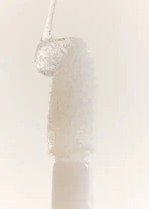 BOB BEAUTÉ The Oil In Gloss