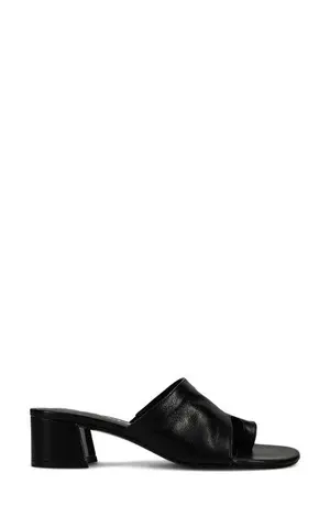 Vaneli Cruz Toe Loop Sandal - Black