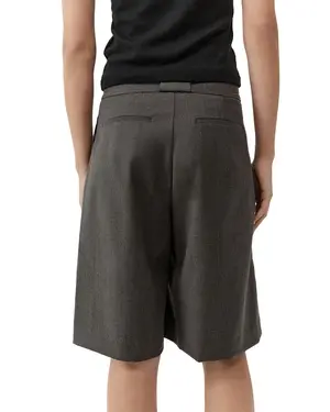 ST. AGNI Wool Pleat Loop Shorts