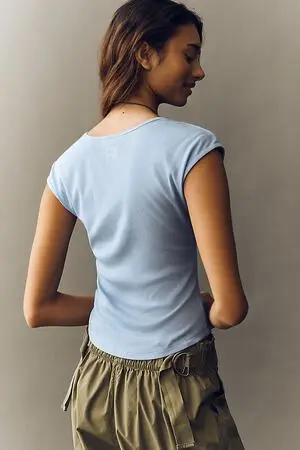 Maeve Betty V-neck Baby Muscle Tee - Hydrangea