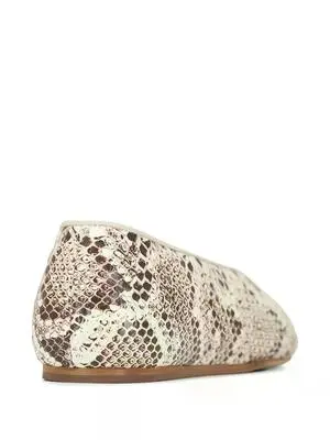 Le Monde Beryl Classic Regency Ballet Flats - Neutrals