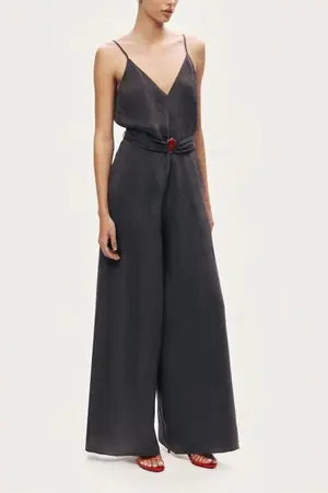 NOCTURNE V-neck Spaghetti Strap Jumpsuit