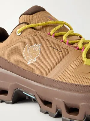 On Sky High Farm Cloudrock Low Sneakers - Brown