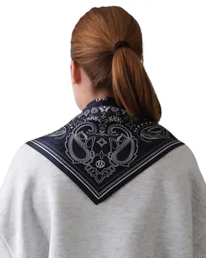 LESCARF Blue Paisley Silk Scarf - Navy
