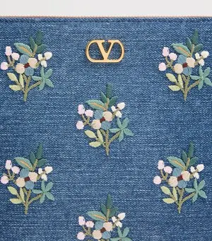 Valentino Garavani Denim Embroidered Vlogo Signature Pouch - Blue