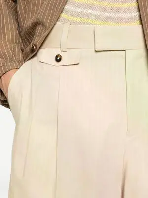 Drole De Monsieur Belt-loops Pleated Shorts - Neutrals