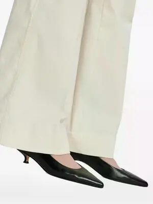 AeydĒ Cari Point-toe Shoes - Black