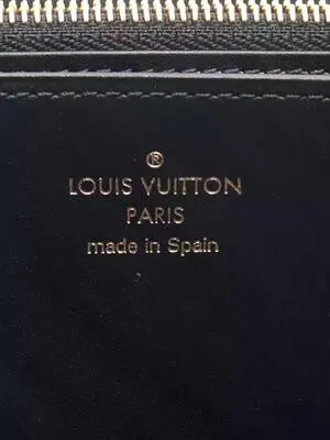 LOUIS VUITTON 2019 Monogram Giant Reverse Zippy Wallet Long Wallets - Brown