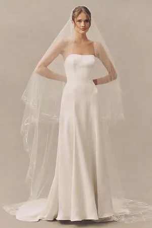 ENAURA Whispy Floral Cathedral Veil