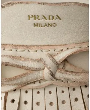 Prada Leather Slingback Pumps - Neutral