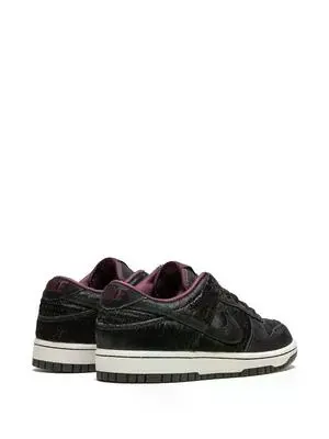 Nike Dunk Low-top Sneakers - Black