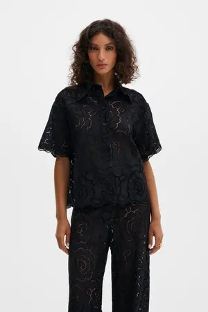 MALINA Claudia Short Sleeve Lace Shirt