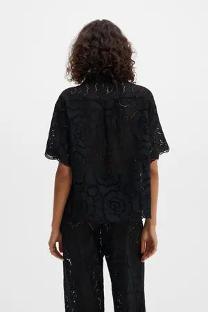 MALINA Claudia Short Sleeve Lace Shirt