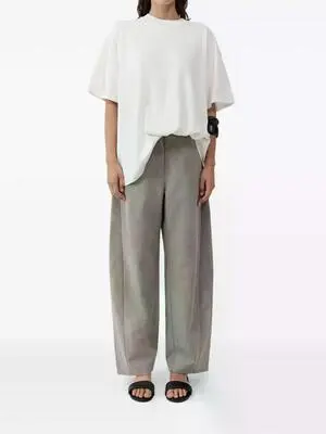 ST. AGNI Oversized T-shirt - Neutrals