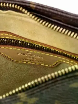 LOUIS VUITTON Looping Handbag Monogram Canvas Mm