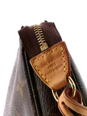 LOUIS VUITTON Pochette Accessoires Nm Monogram Canvas - Brown