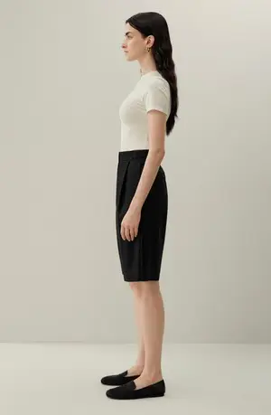 Lilysilk Wool-silk Blend Bermuda Shorts With Pleated Detail - Black