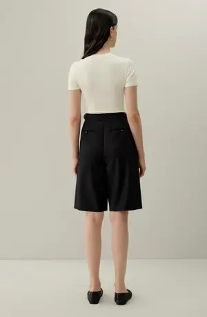 Lilysilk Wool-silk Blend Bermuda Shorts With Pleated Detail - Black