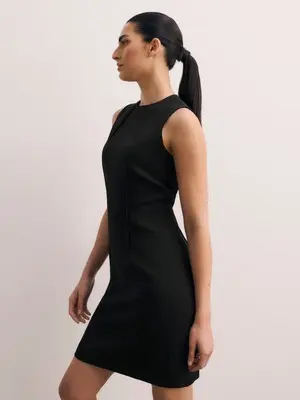 The Fold Sanmero Crepe Shift Dress