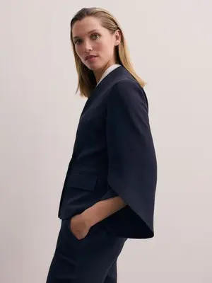 The Fold Clever Crepe Ansdell Blazer