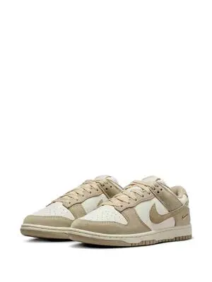 Nike Dunk Low Sneakers - Neutrals