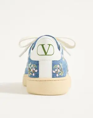 Valentino Garavani Royco Floral Embroidered Trainers - Denim