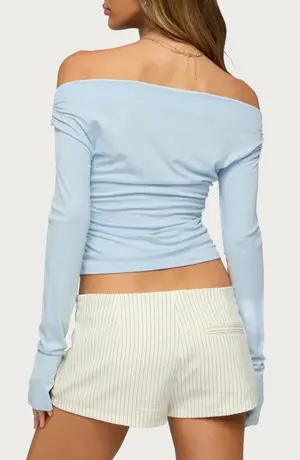 EDIKTED Milane Ruched Off-the-shoulder Crop Top