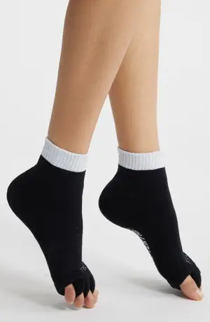 HIGH HEEL JUNGLE After Party Ankle Socks - Black