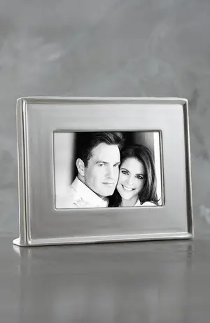 BEATRIZ BALL COLLECTION Frame Jason 4 X 6 Horizontal Frame